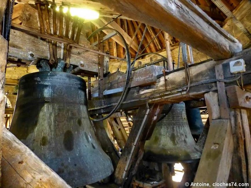 Cloches à Dijon St Michel